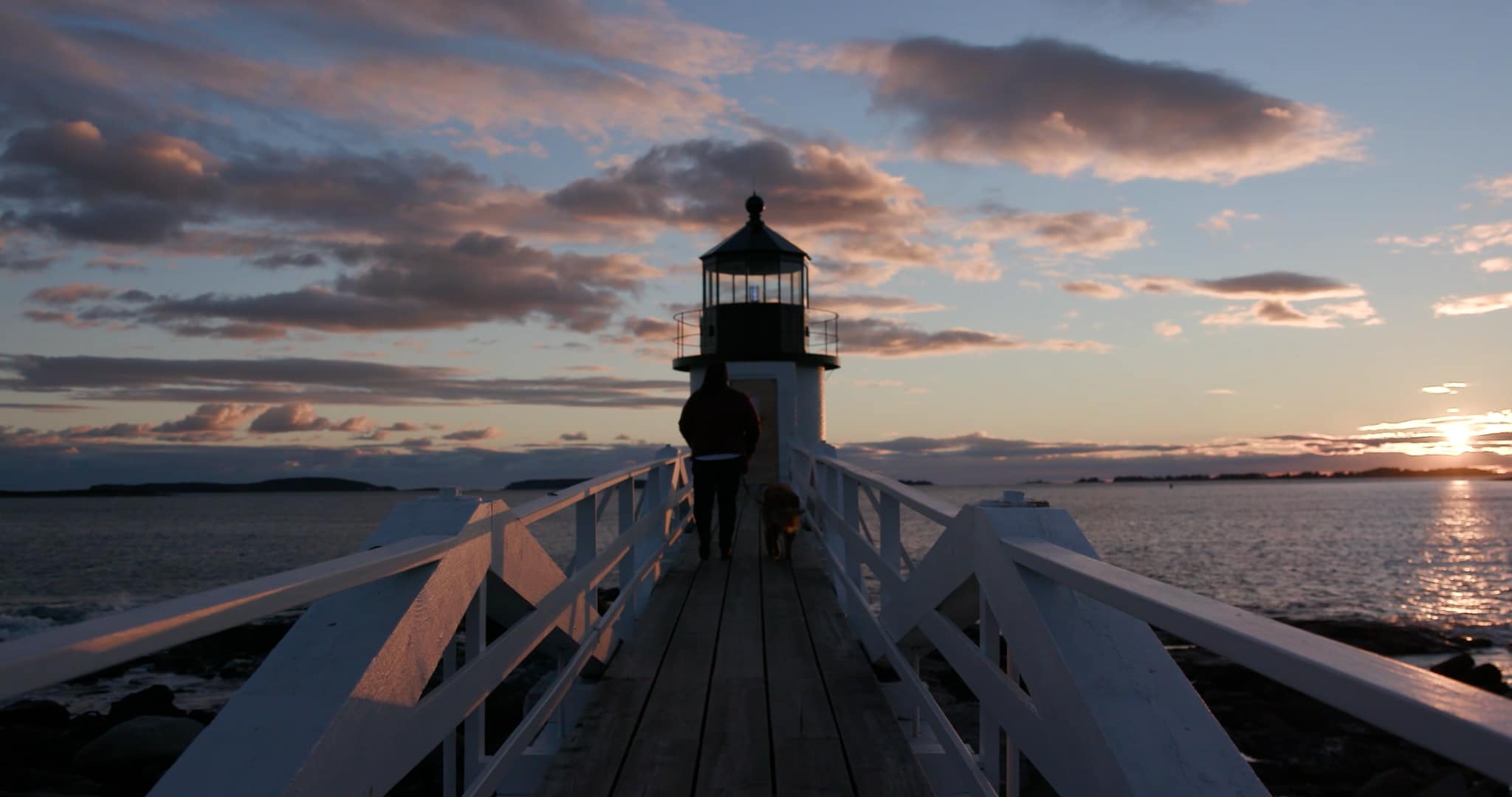 Beacon Roofing Supply - (spark)